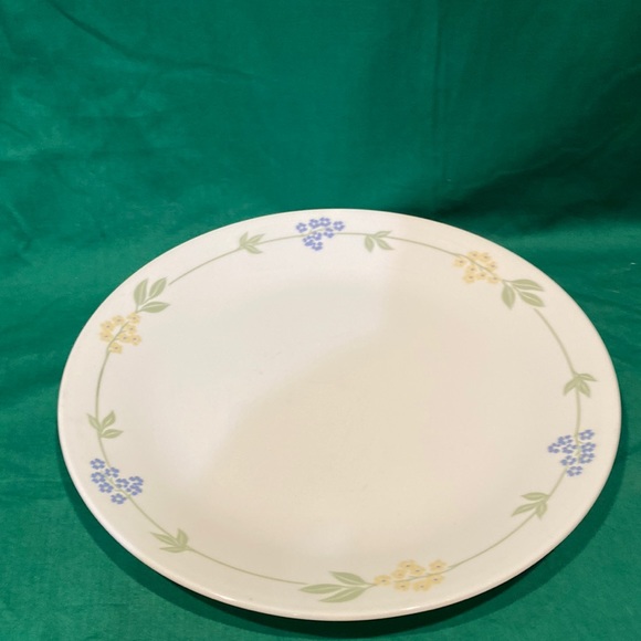 Corelle | Dining | Corelle Secret Garden Dinner Plate | Poshmark
